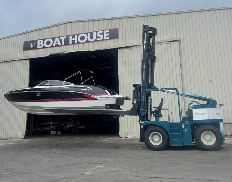 The Boat House – Chicago Upgrades Marina Forklift Fleet with New Marine ...